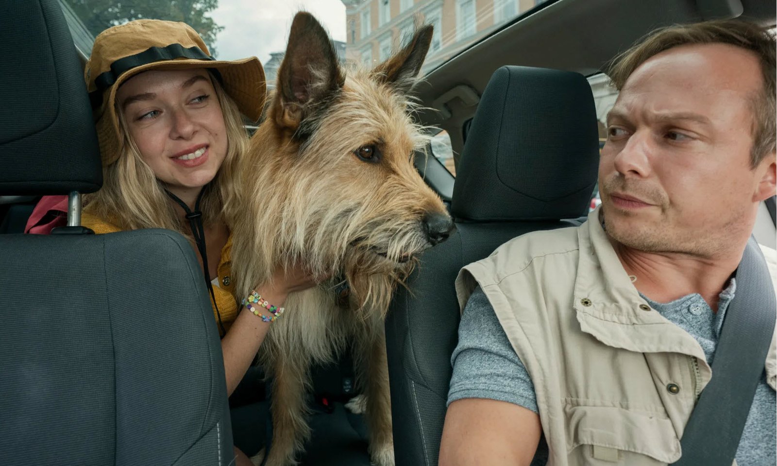 German Comedy ‘Eat Pray Bark’ Set to Premiere on Netflix on April 1 ...